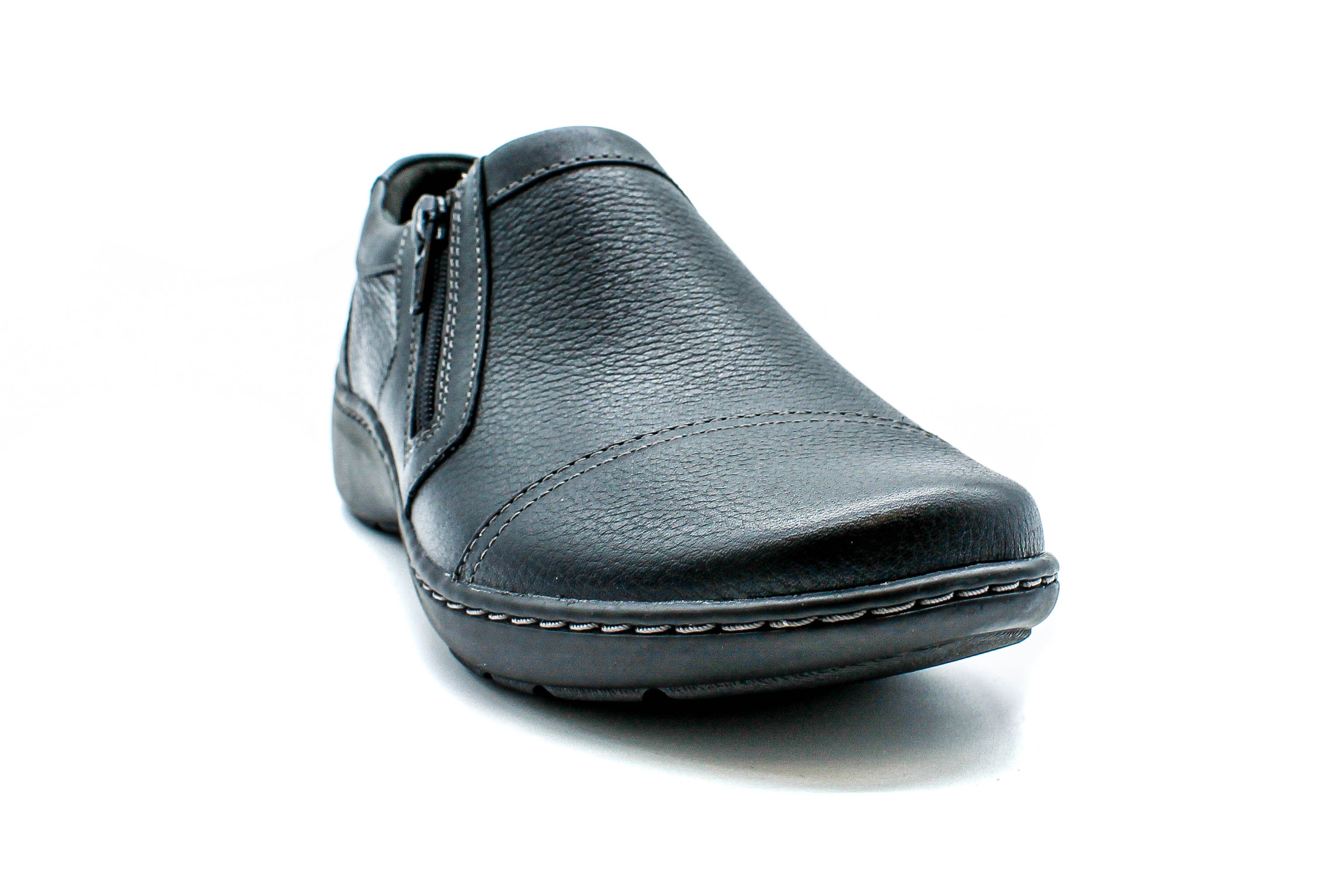 CLARKS Cora Giny Slip-On – shoeper.com